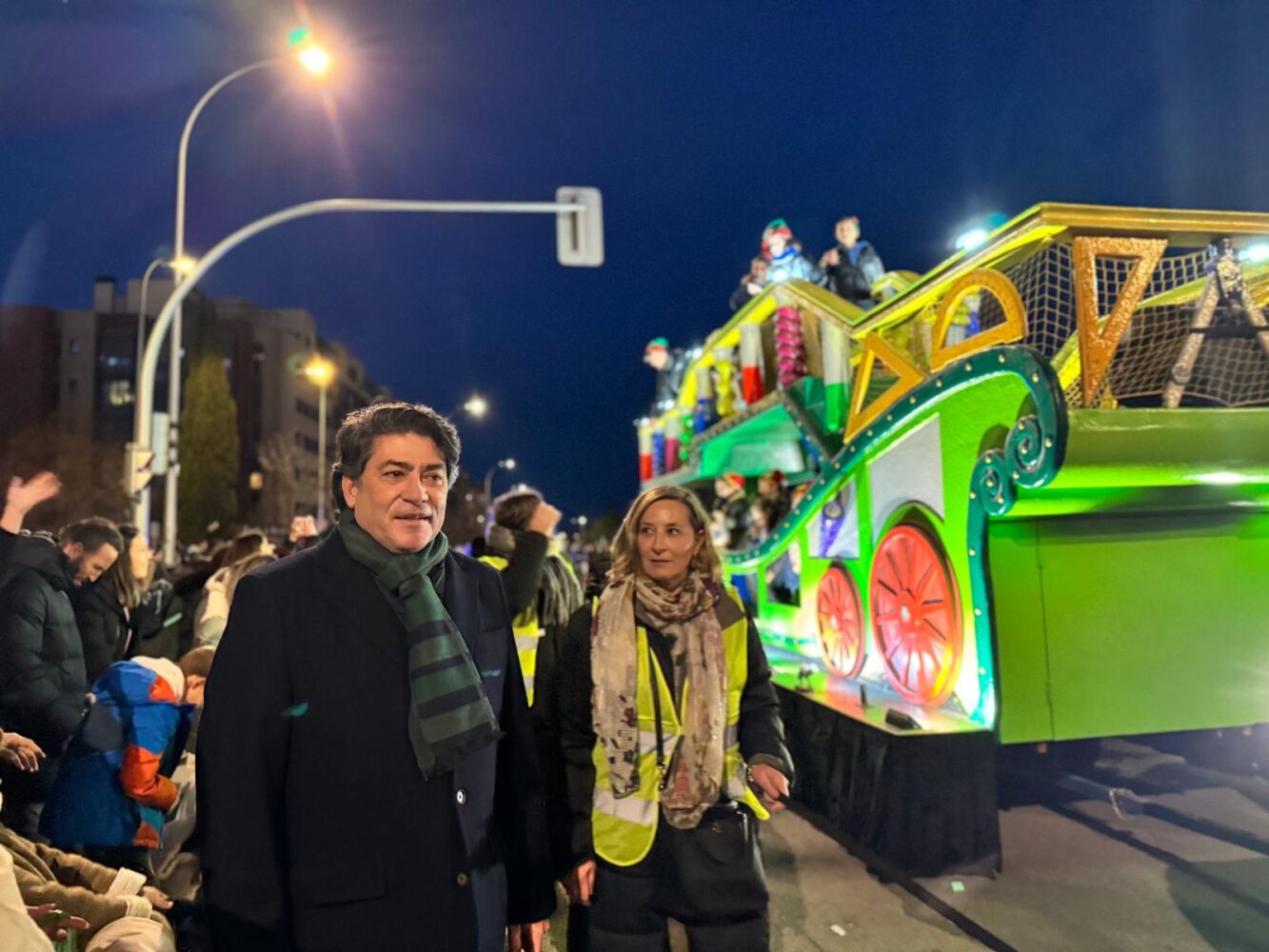 Más de 1.700 personas disfrutan de las cabalgatas de Reyes Magos en ...